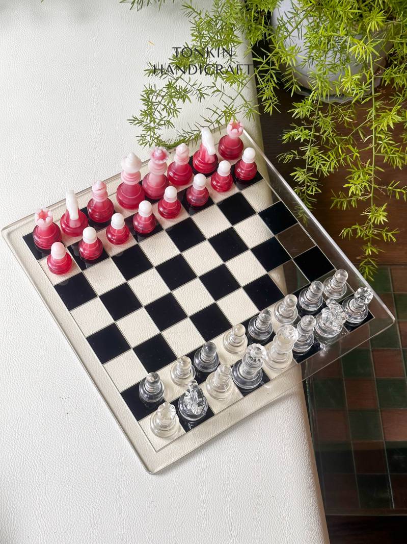 Mana Resin Chess Set — TONKIN HANDICRAFT